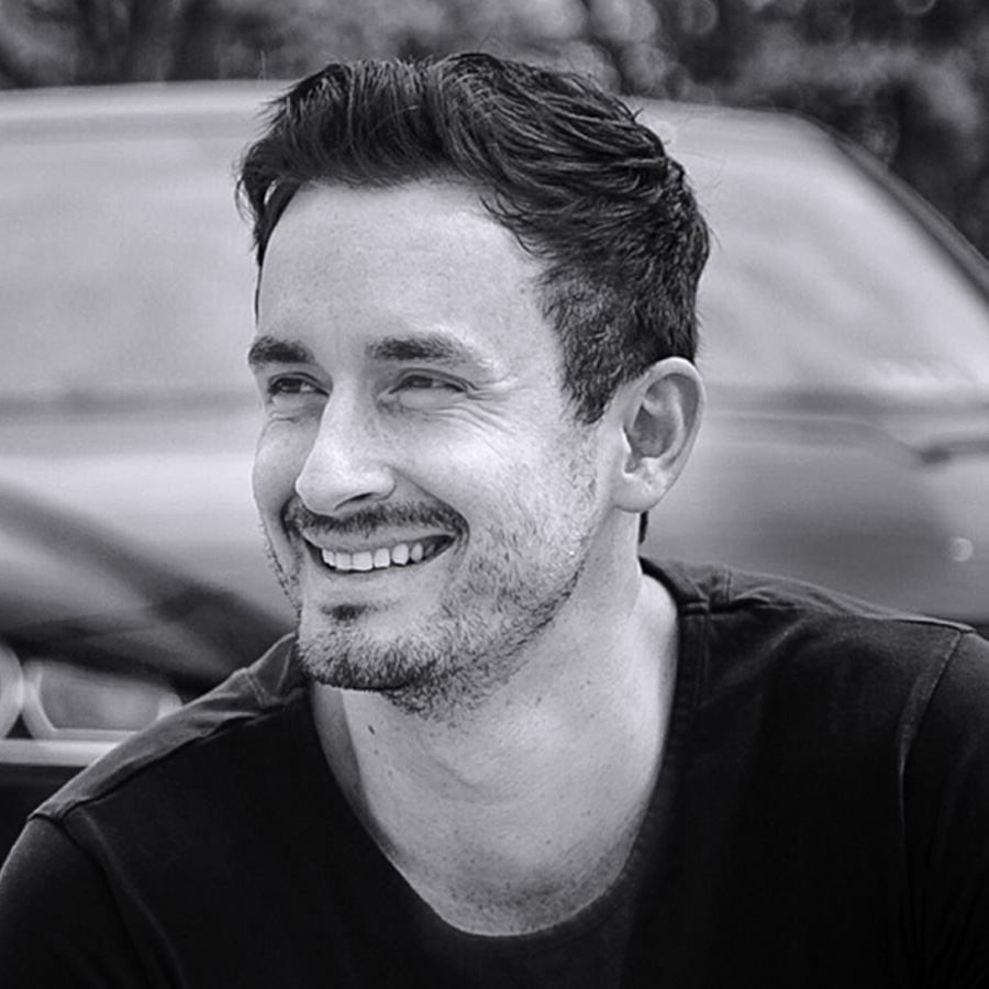 How to Earn More Referrals Over the Holidays | ReminderMedia