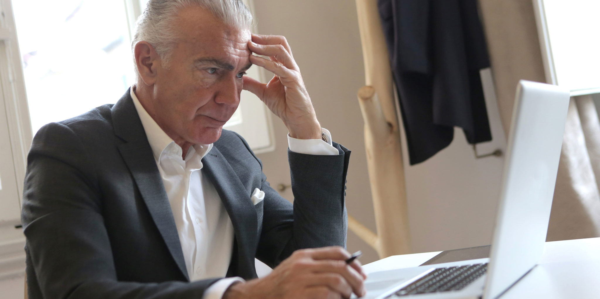 Ep. 258: How to Move Prospects Through the 8 Phases of a Sales Call ...